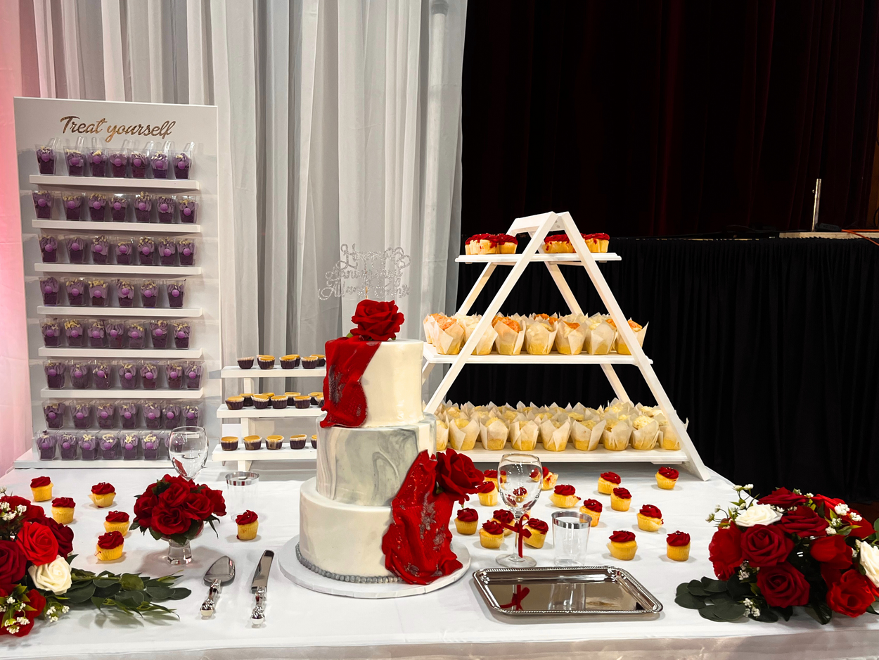 Custom Dessert Tables Gallery – Jackie's Creative Cakes and Sweets